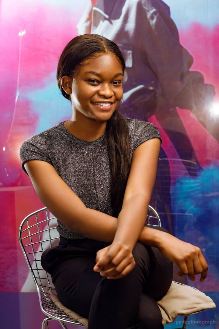 Indira Baboké, artiste chrétienne camerounaise - LES ARTISTES CHRÉTIENS ...