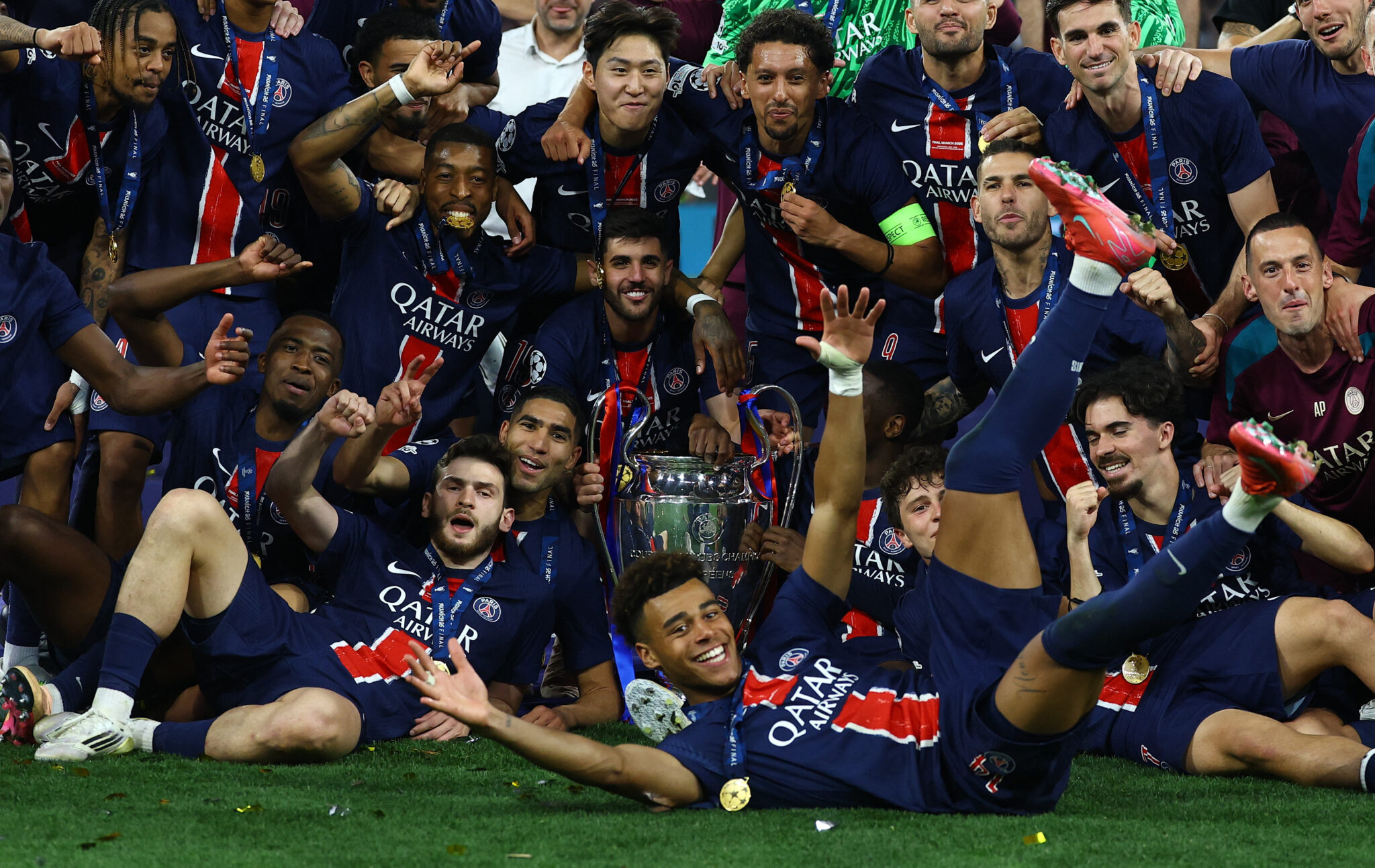 Revivez en images le premier sacre du PSG en Ligue des champions ...