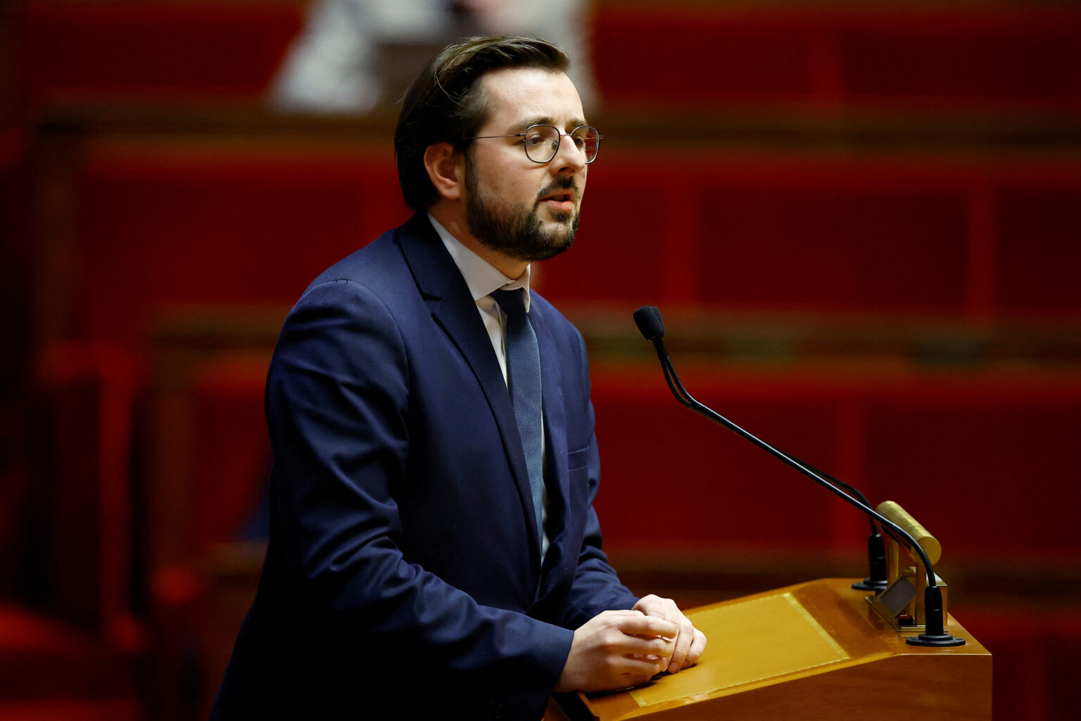 France: Reçu à Matignon, le PS dit rester "sur sa faim", attend encore ...